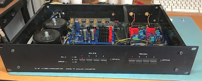 Elektuur "The Audio DAC" PCM 63 - 1992 - Bram Jacobse