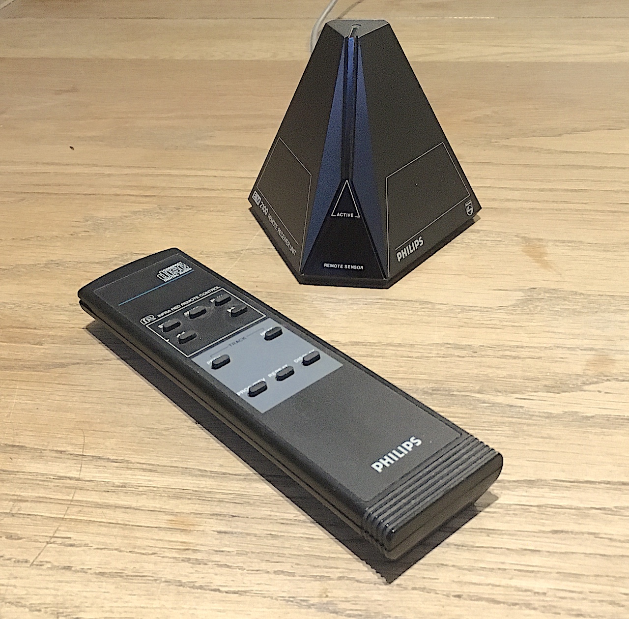 Remote Receiver Unit EM 2100 - Bram Jacobse