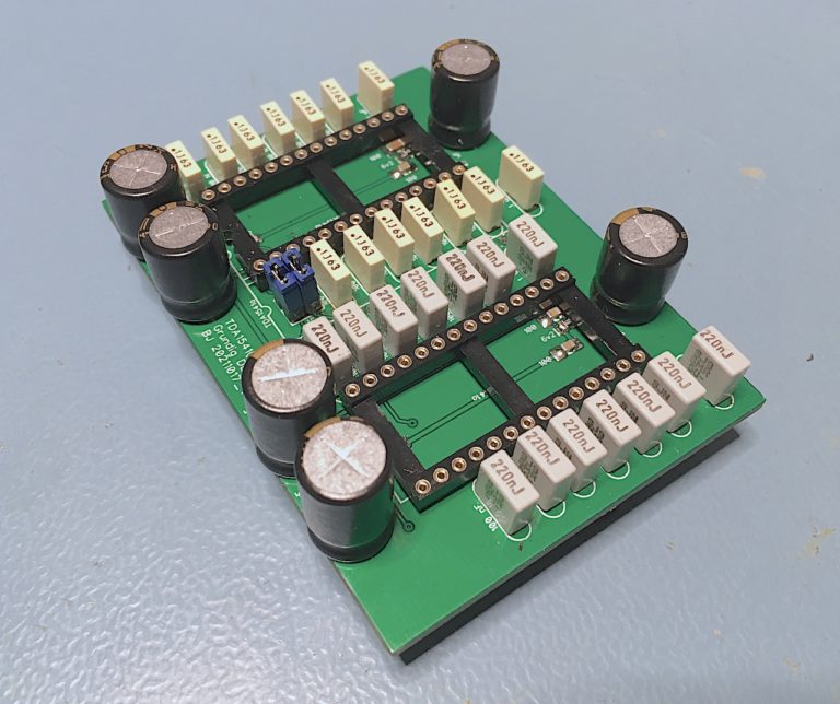 TDA 1541a 1 µF vs 100 nF on MSB - Bram Jacobse