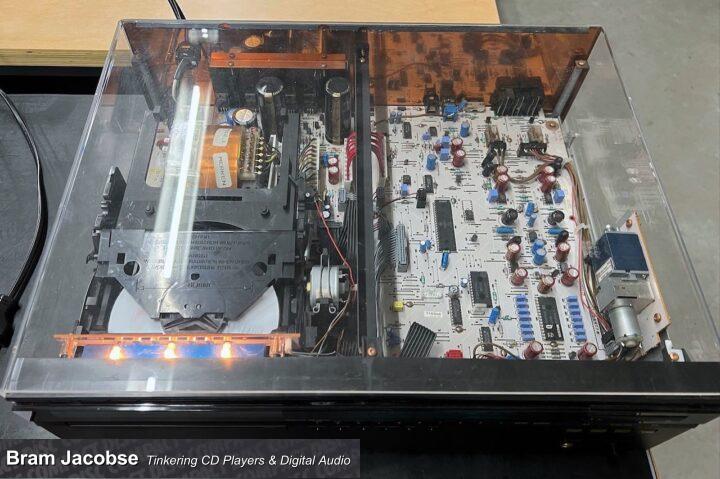 Marantz CD 80 Demonstration Model - Bram Jacobse