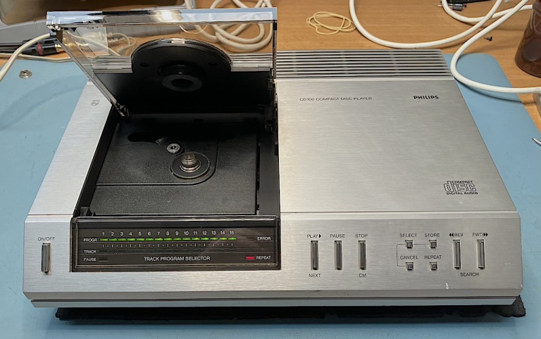 Bram Jacobse - Tinkering CD Players & Digital Audio